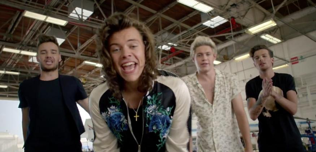 One Direction - 'Drag Me Down' - BigTop40